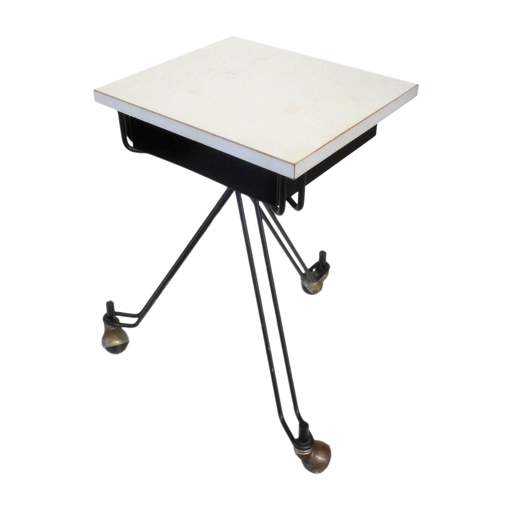 Rolling IBM Side Table by Eliot Noyes – The Window